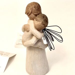Willow Tree | Art | Nib Willow Tree Angels Embrace Figurine By Susan ...